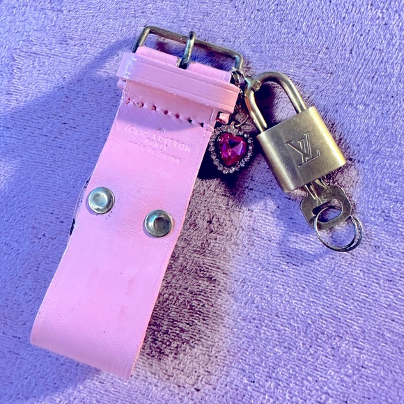 Louis Vuitton | Accessories | Louis Vuitton Lv Lock And Luggage Strap ...